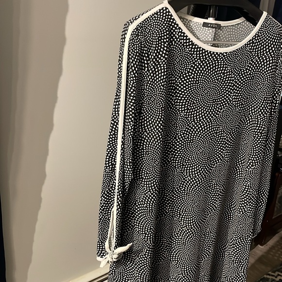 Avon | Dresses | Avon Long Sleeve Midi Dress | Poshmark
